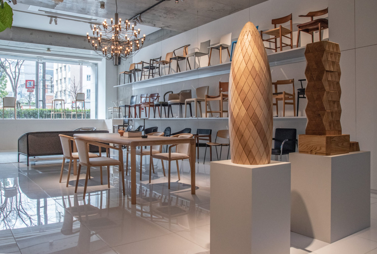 ノーマン・フォスターの木製家具 - 株式会社アルク arc co., ltd.